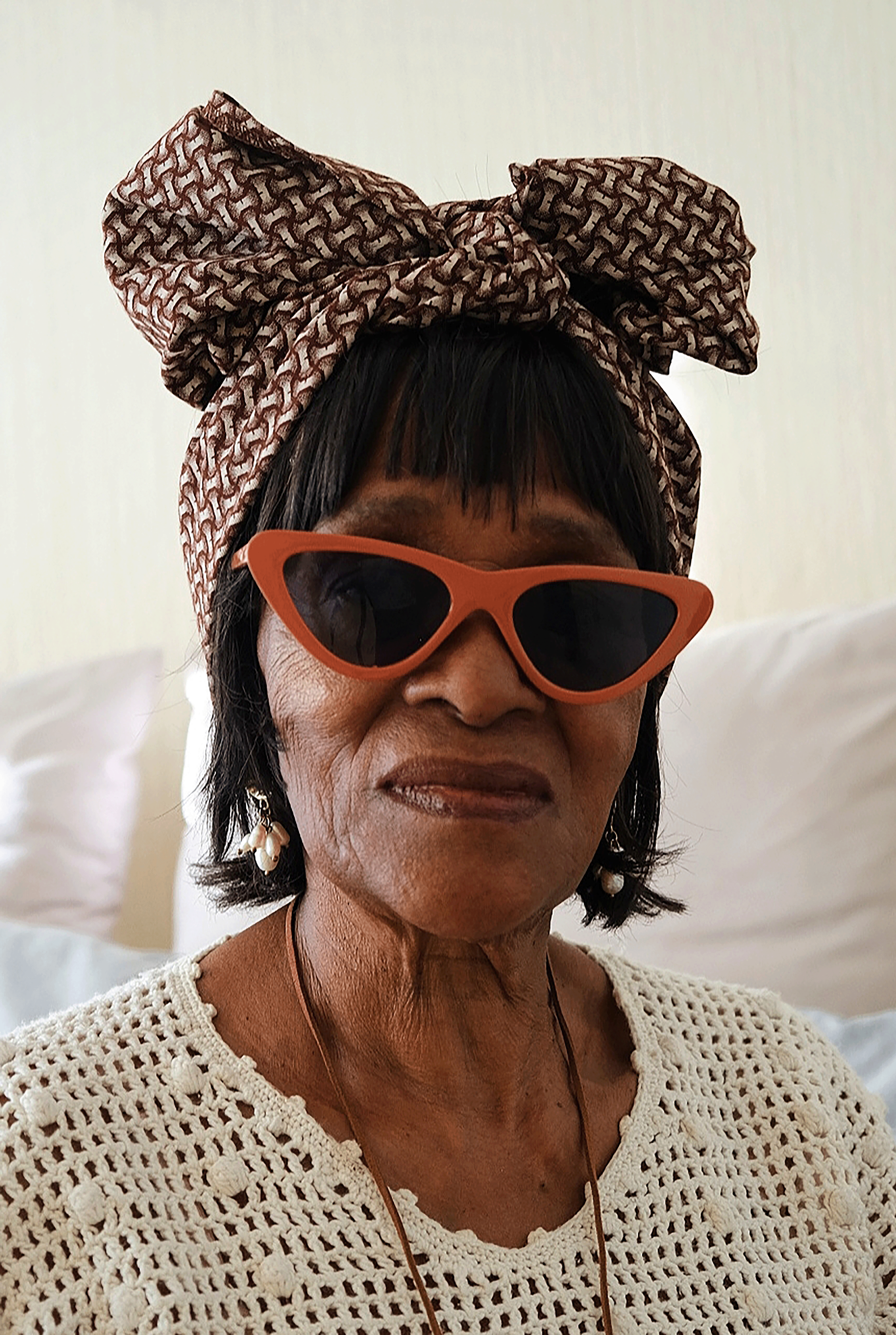 to eat burnt toast, Motheo Mamabolo